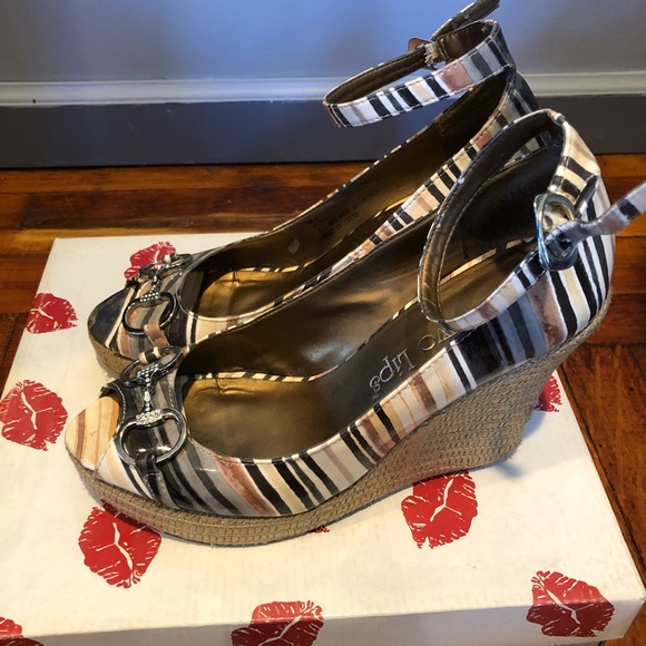 Two Lips | Shoes | Two Lips Wedge Sandals | Poshmark